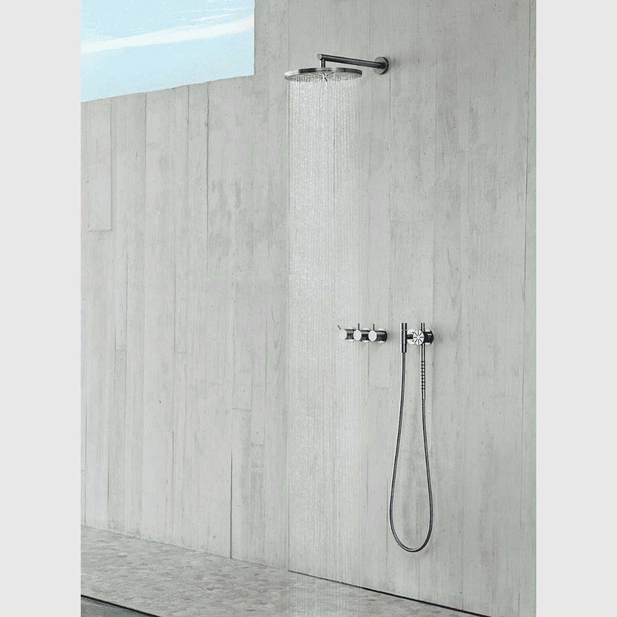 VOLA 5471S-061 termostatblander med hoved- og håndbruser – Bad&Design